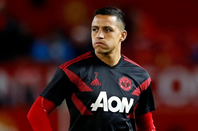Sanchez gives former Arsenal teammate impression he regrets Man Utd ...