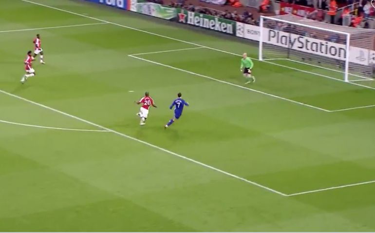 (Video) Throwback to one of United's great counter-attacking goals vs ...