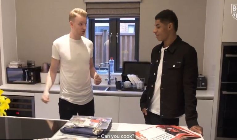 Video: Bleacher Report Football tour Marcus Rashford's house