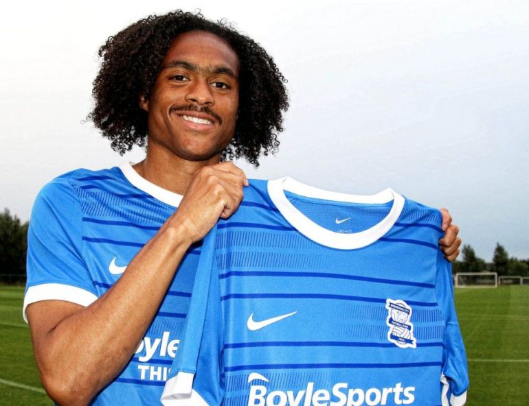 Birmingham City sign Tahith Chong from Manchester United