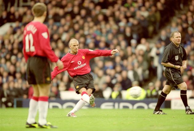 Derby highlight: Beckham scores free-kick to see off Manchester City