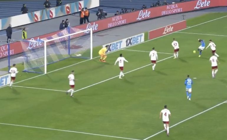 (Video) Victor Osinhem scores outrageous volley vs Roma