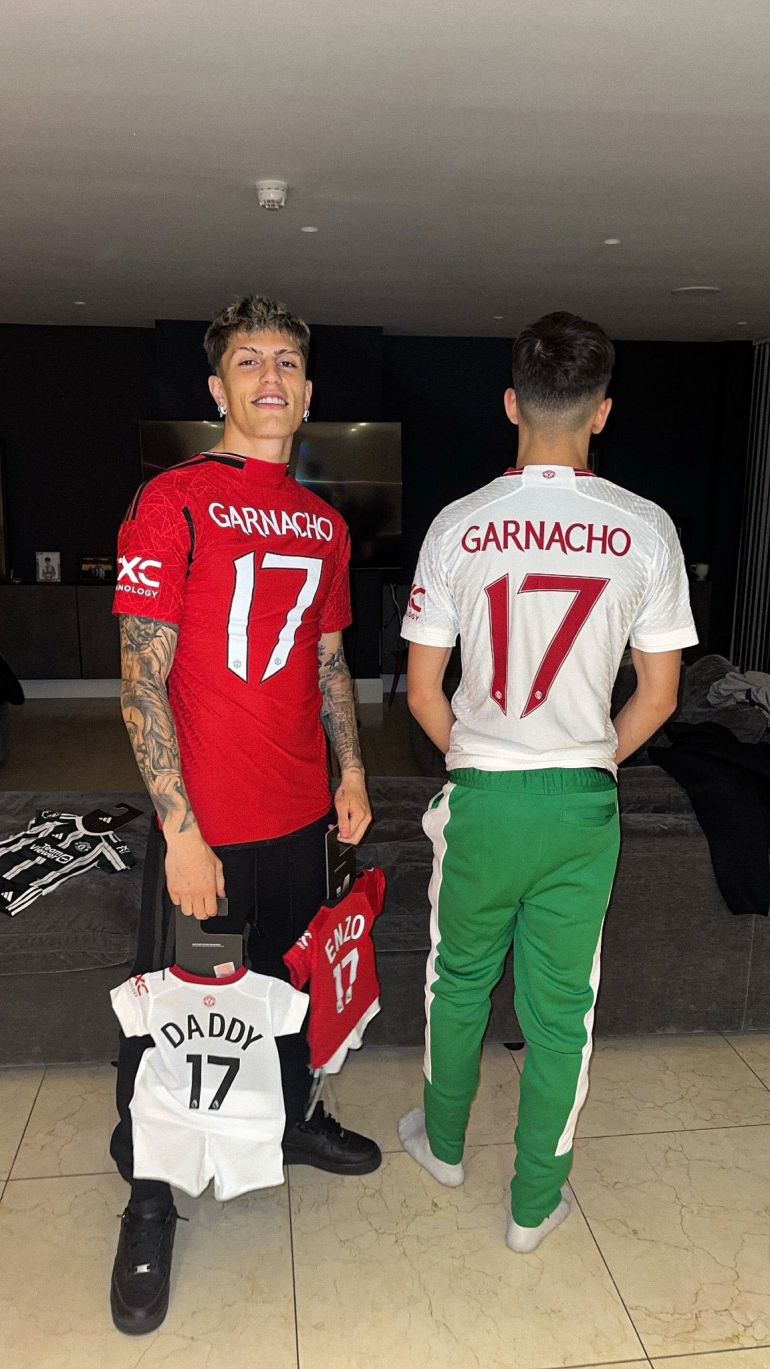 Alejandro Garnacho’s new shirt number revealed as Rasmus Hojlund’s ...