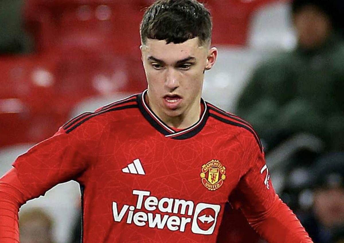 Manchester United academy star receives first senior Gibraltar call-up