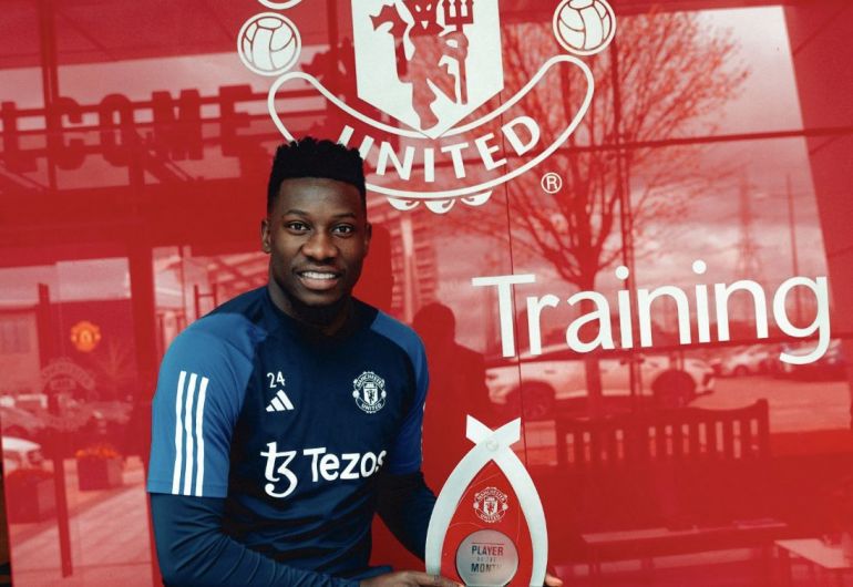 Andre Onana happy to recieve Manchester United POTM award Andre Onana happy to recieve Manchester United POTM award