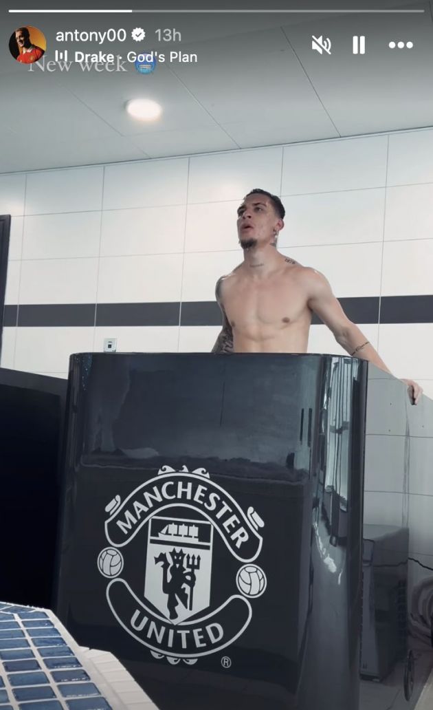 Antony takes ice bath after mystery absence from Man Utd squad