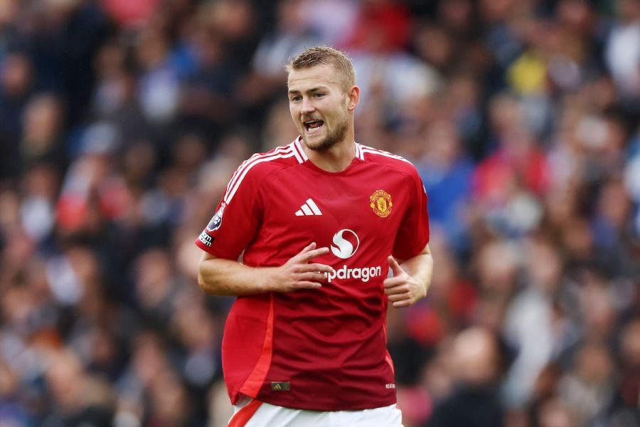 Matthijs de Ligt reflects on 'easy' decision to join Manchester United Matthijs de Ligt reflects on 'easy' decision to join Manchester United