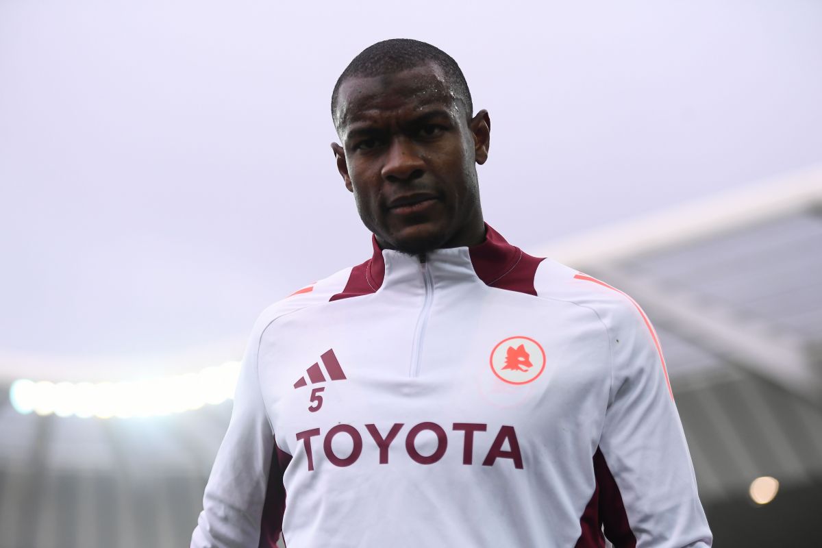 Manchester United join Arsenal in the race to sign Evan Ndicka