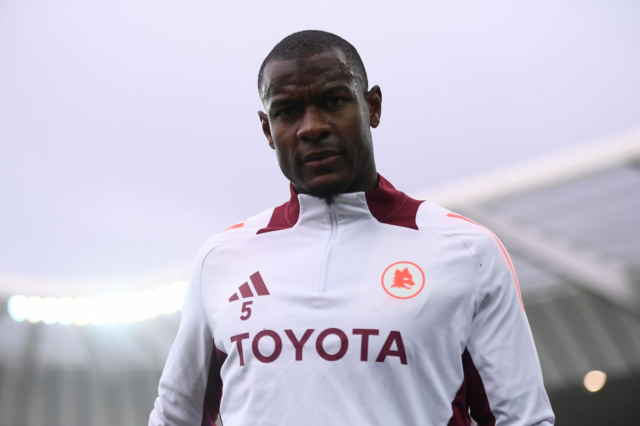 Manchester United & Spurs vying for Roma defender Evan Ndicka