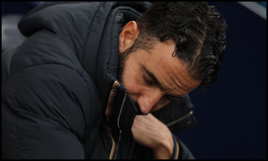 Michael Owen defends Ruben Amorim against 'embarrassing' claim