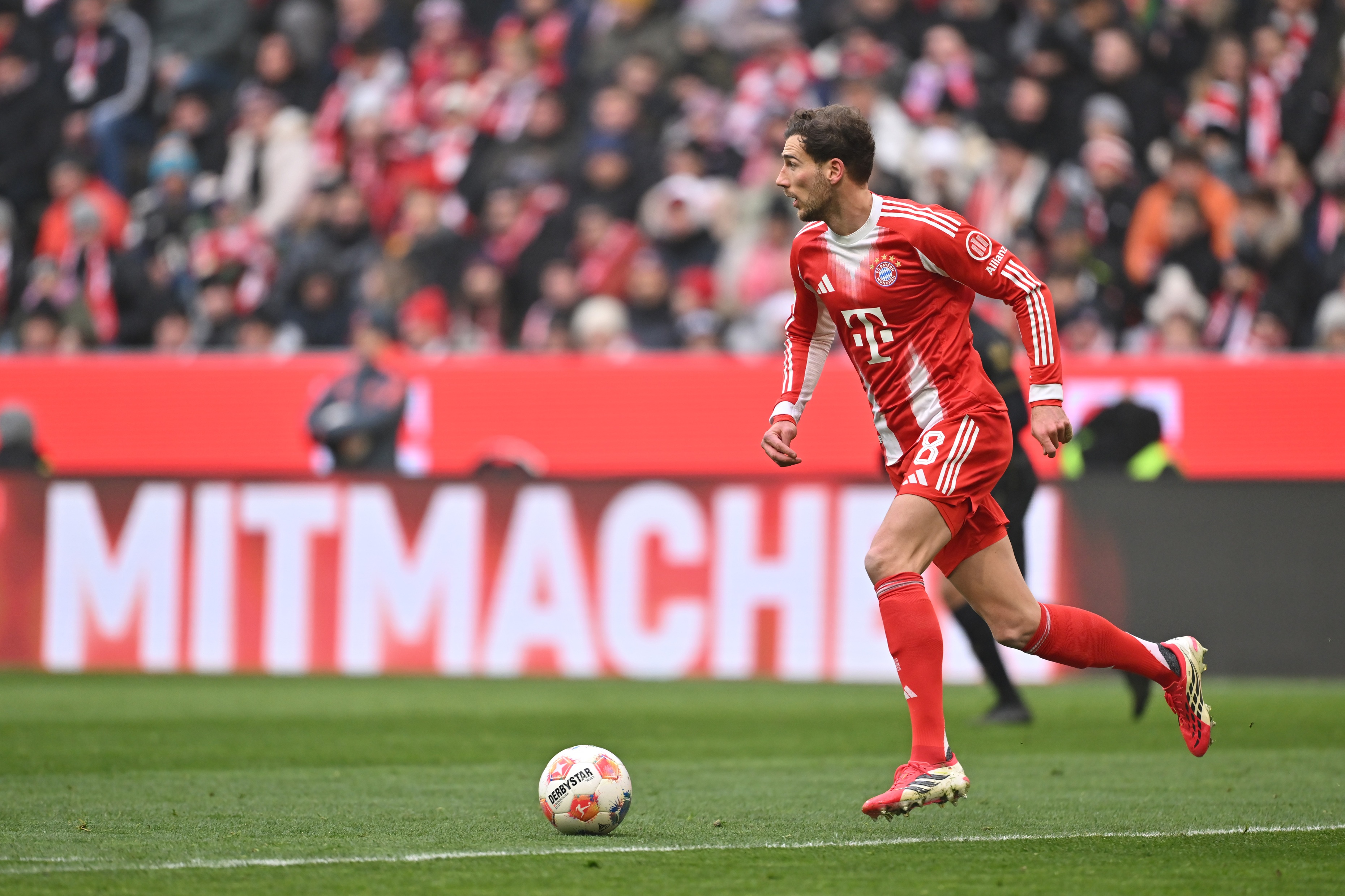 Fabrizio Romano says Man Utd not in advanced Leon Goretzka talks